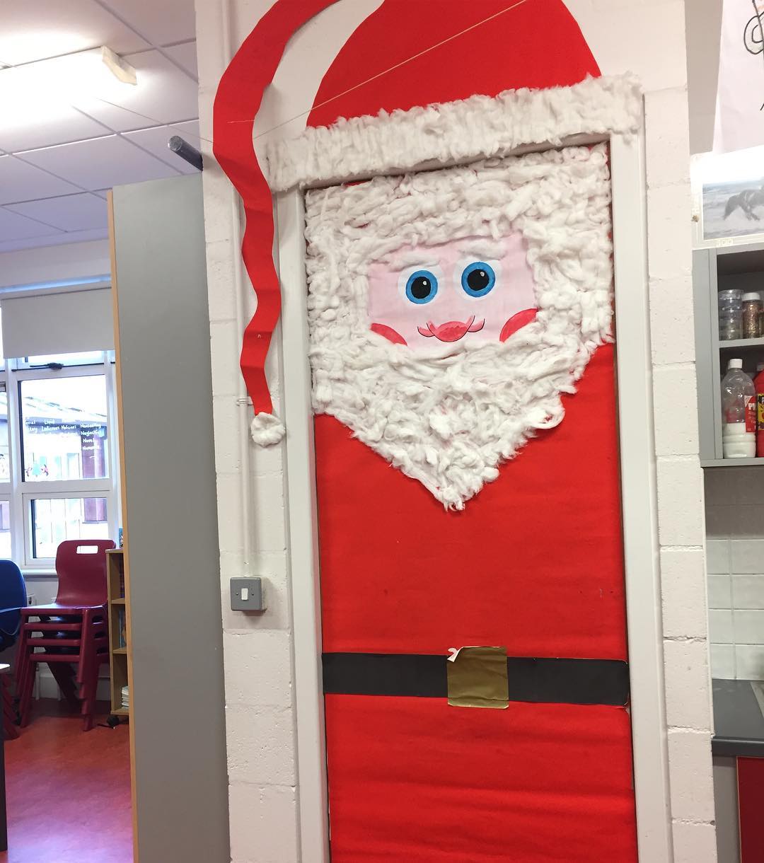 31 Christmas Classroom Door Ideas: Creative and Fun Ways to Deck the ...