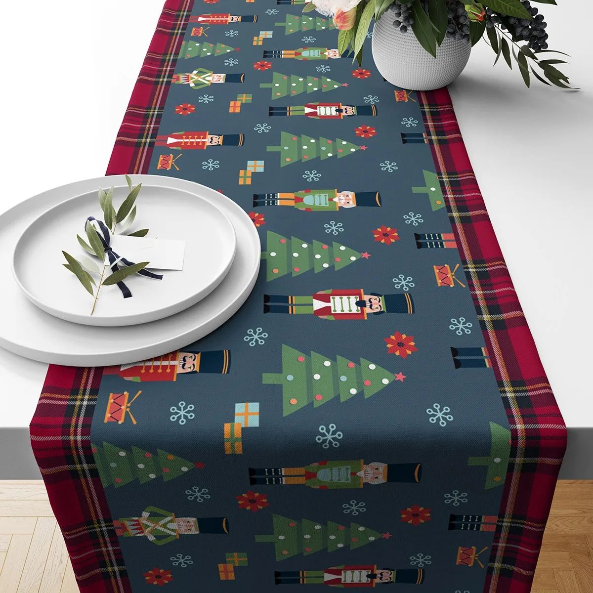 26 Christmas Table Runner Ideas to Transform Your Holiday Table into a ...