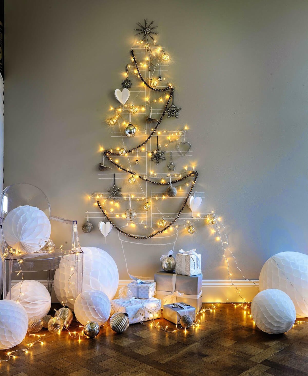28 Christmas Wall Decor Ideas That Will Transform Your Home for the ...