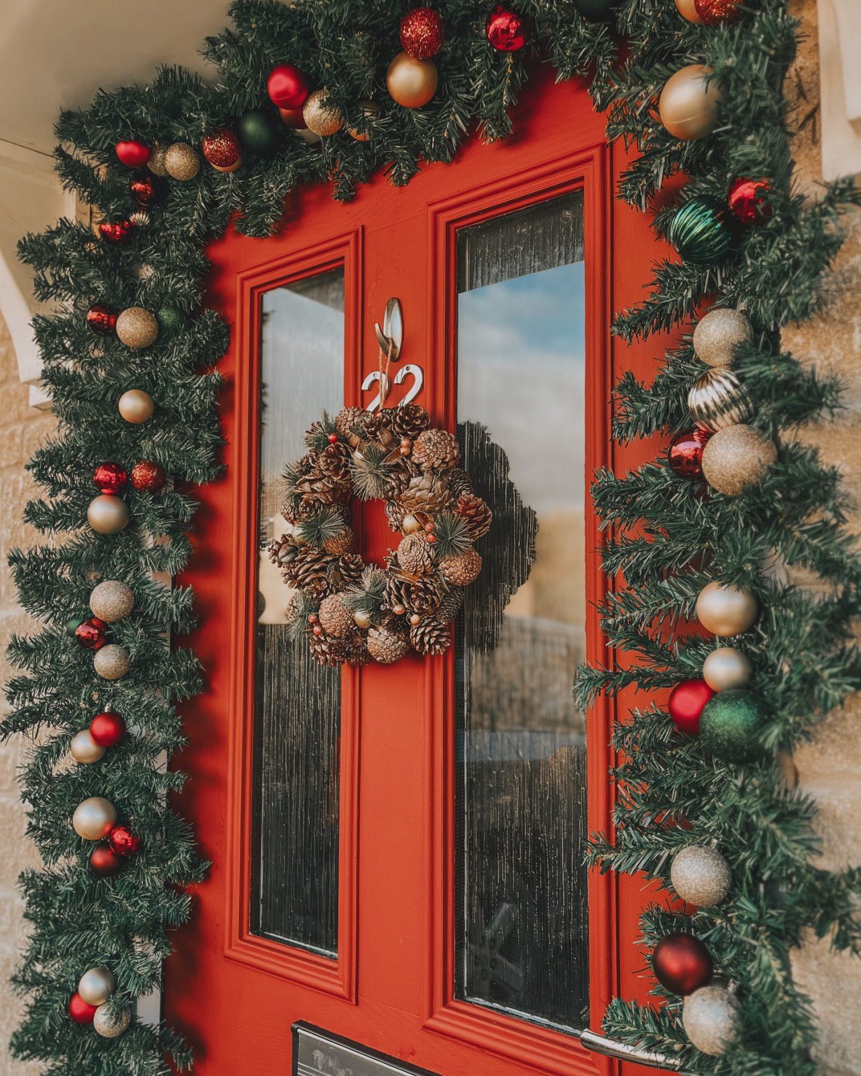 37 Christmas Door Decorations That Will Make Your Home the Most Festive ...