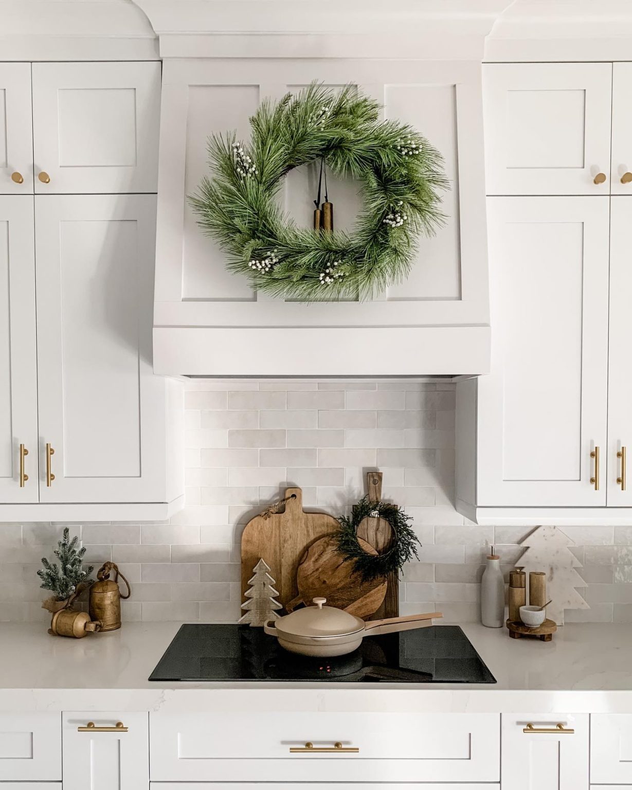 34 Christmas Kitchen Decor Ideas to Transform Your Space into a Festive ...