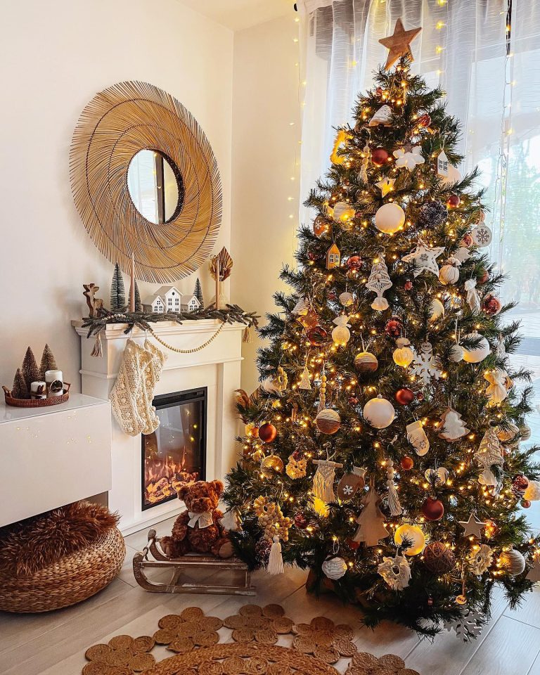 33 Boho Christmas Decor Ideas for a Stylish and Cozy Holiday ...