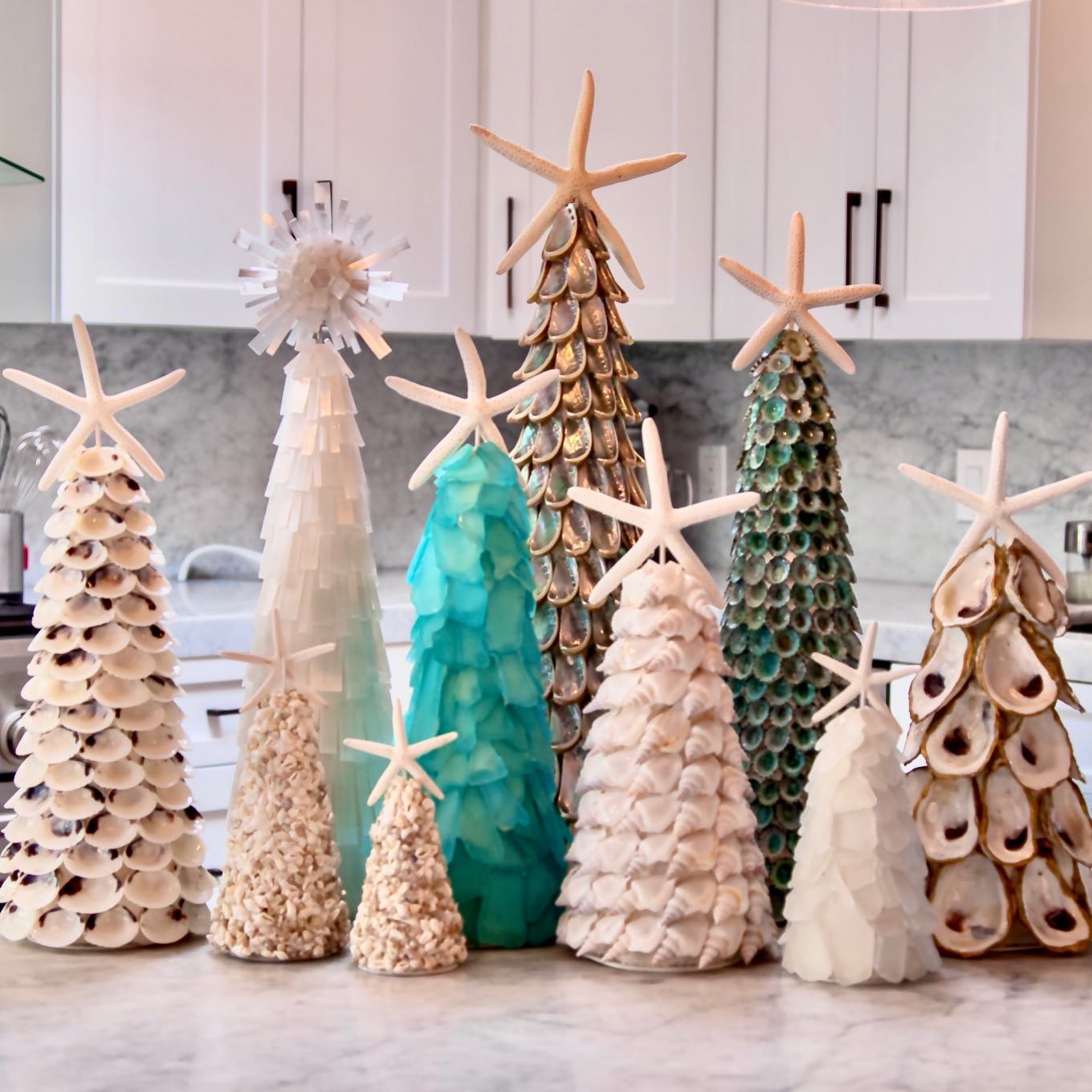 32 Coastal Christmas Decor Ideas to Transform Your Home into a Festive ...