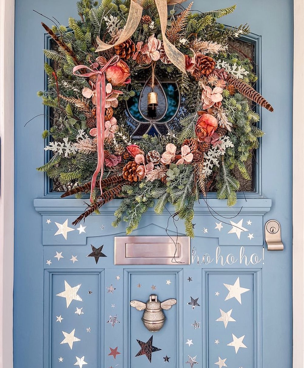37 Christmas Door Decorations That Will Make Your Home the Most Festive ...