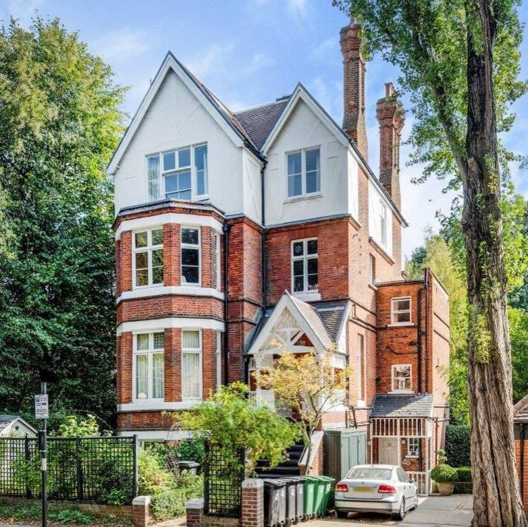 24 Stunning Red Brick House Exterior Ideas to Transform Your Home’s ...