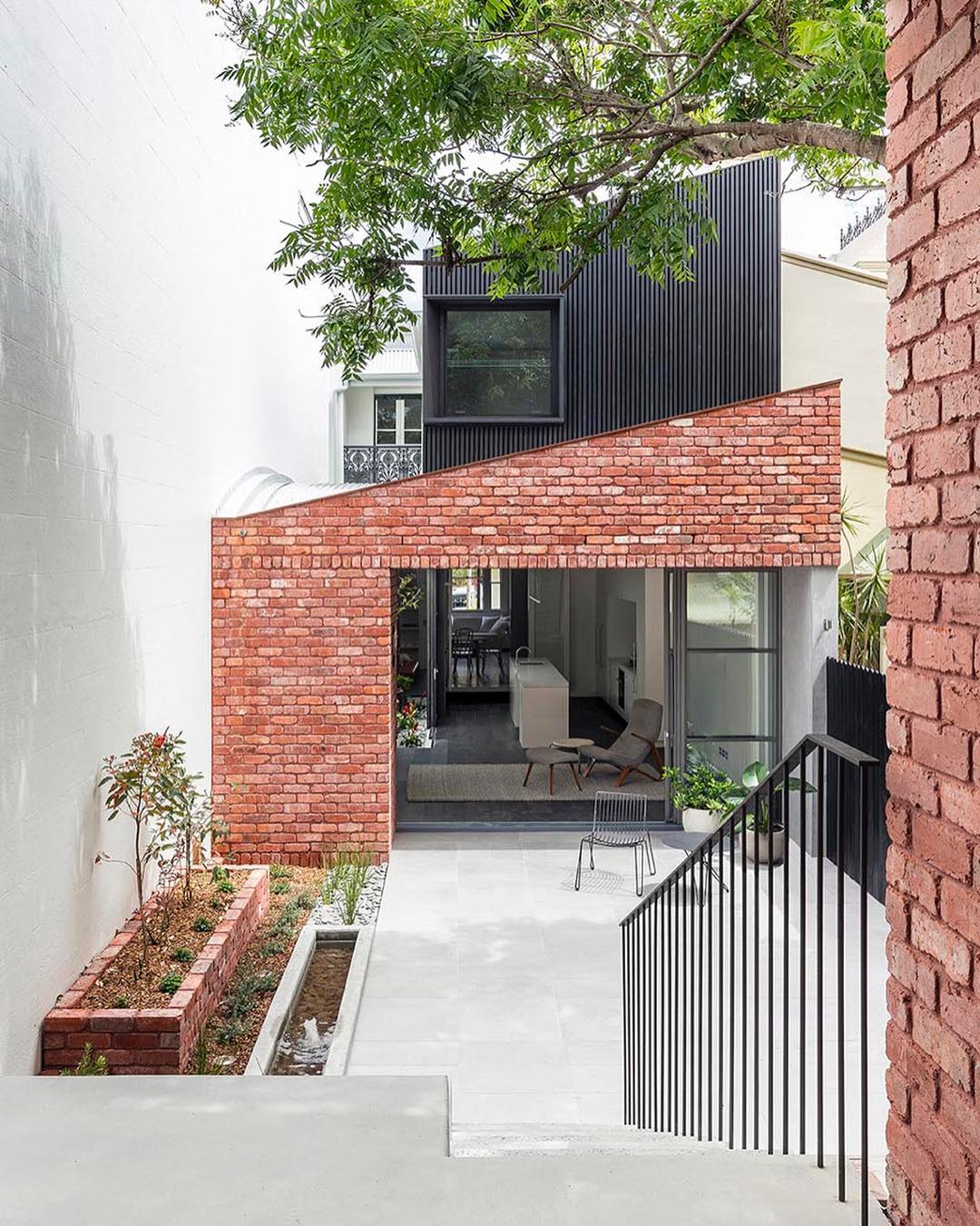 24 Stunning Red Brick House Exterior Ideas to Transform Your Home’s ...