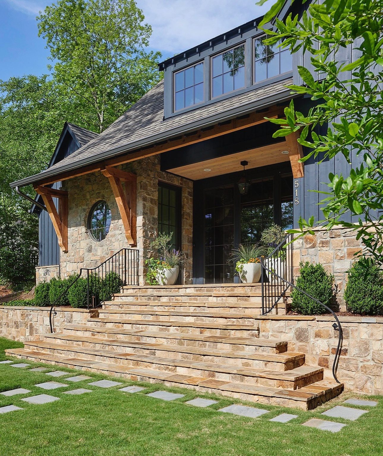 30 Black and Cedar House Exterior Ideas: Modern Farmhouses, Rustic ...