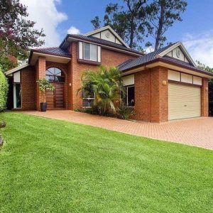 24 Stunning Red Brick House Exterior Ideas to Transform Your Home’s ...