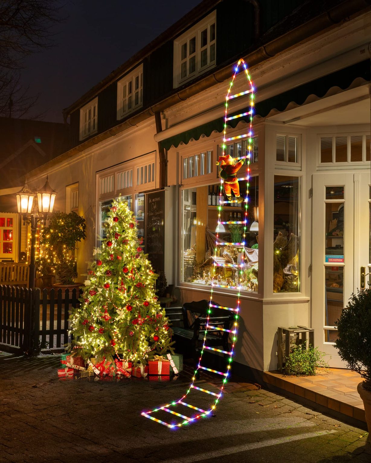 25 Christmas House Exterior Ideas: Classic and Modern Designs to ...