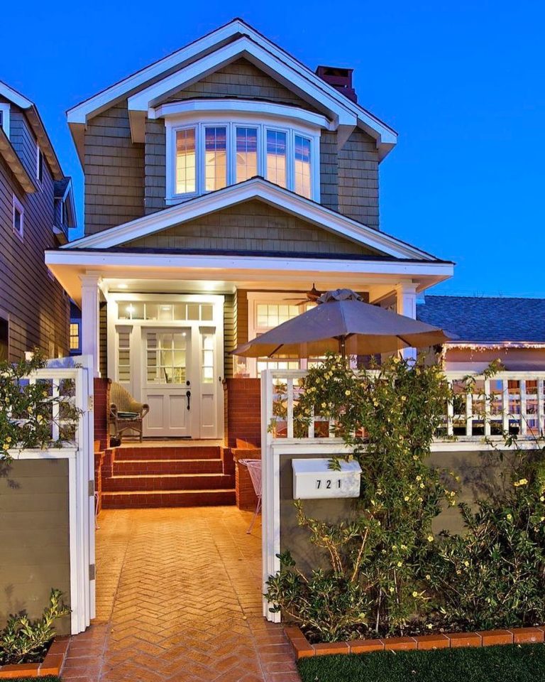 35 Beach House Exterior Ideas That Blend Modern Style with Coastal ...