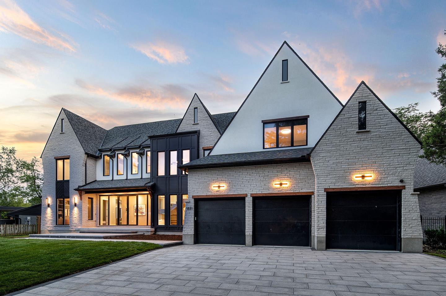 21 Stunning Cape Cod House Exterior Ideas to Enhance Curb Appeal and ...