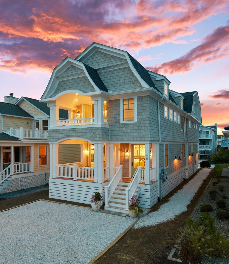 35 Beach House Exterior Ideas That Blend Modern Style with Coastal ...
