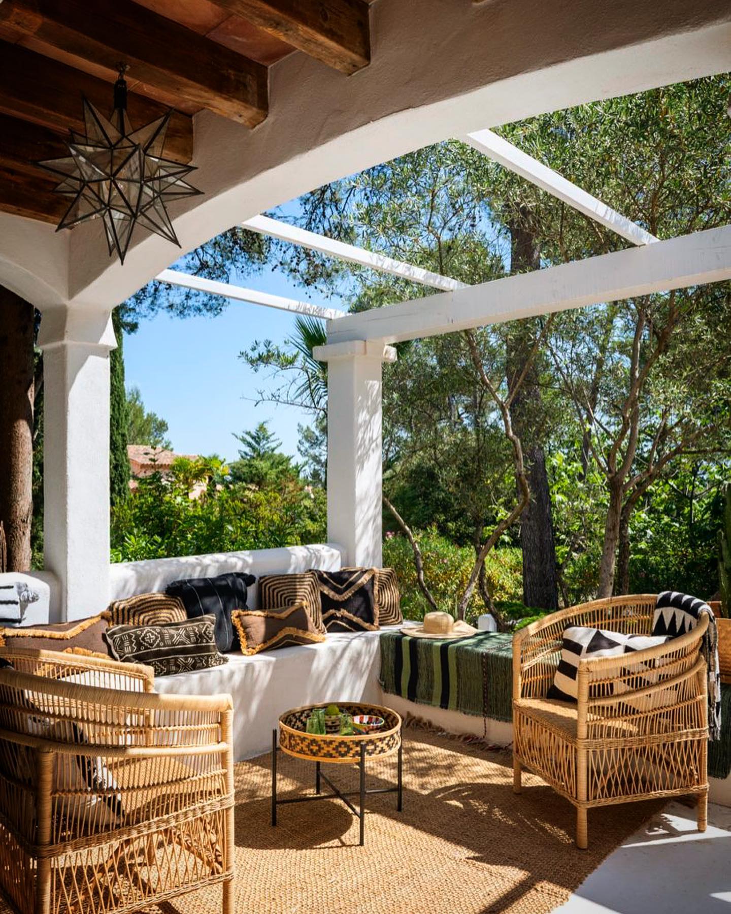 25 Patio Decorating Ideas to Transform Your Space on a Budget ...