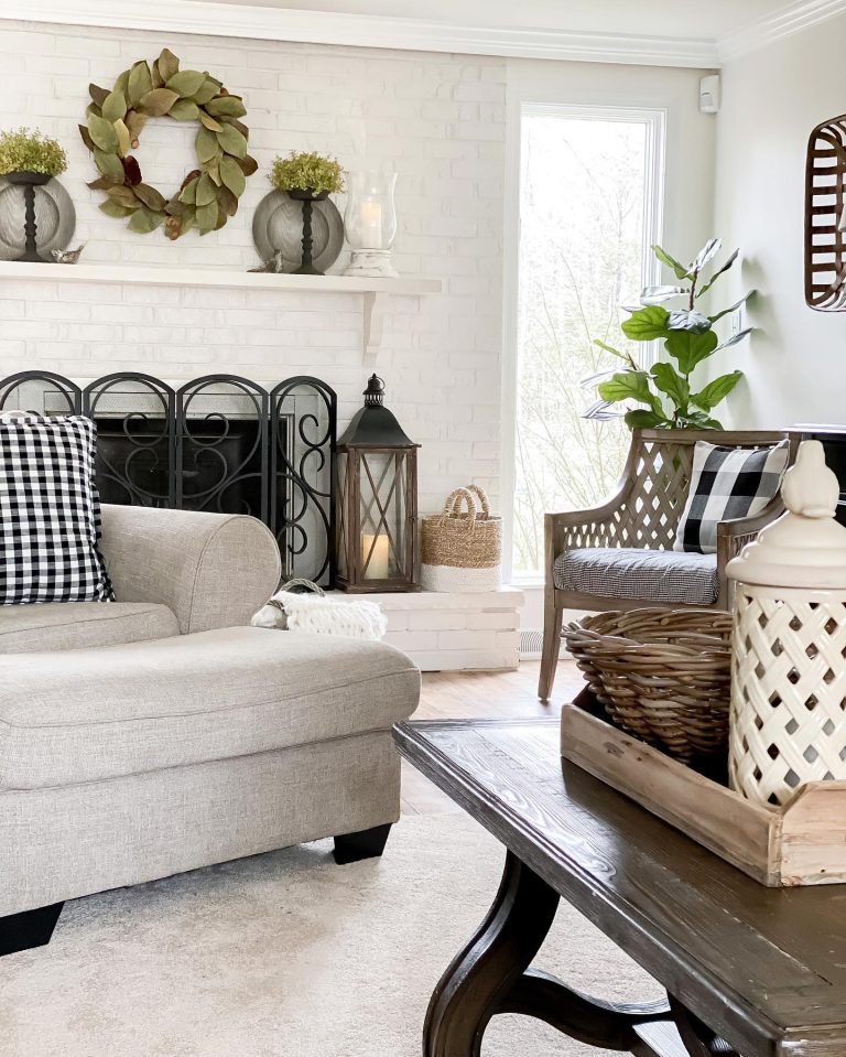 25 Mantle Decorating Ideas to Transform Your Fireplace for Every Season ...