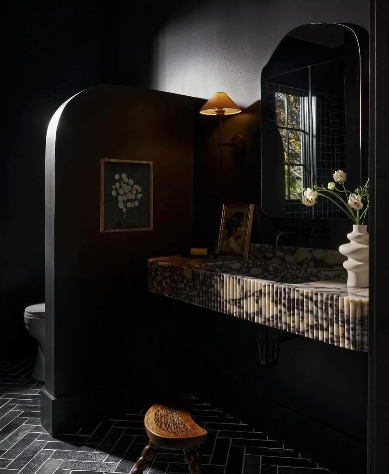 25 Dark Bathroom Ideas: Inspiration for Modern Bathroom Design in Dark ...