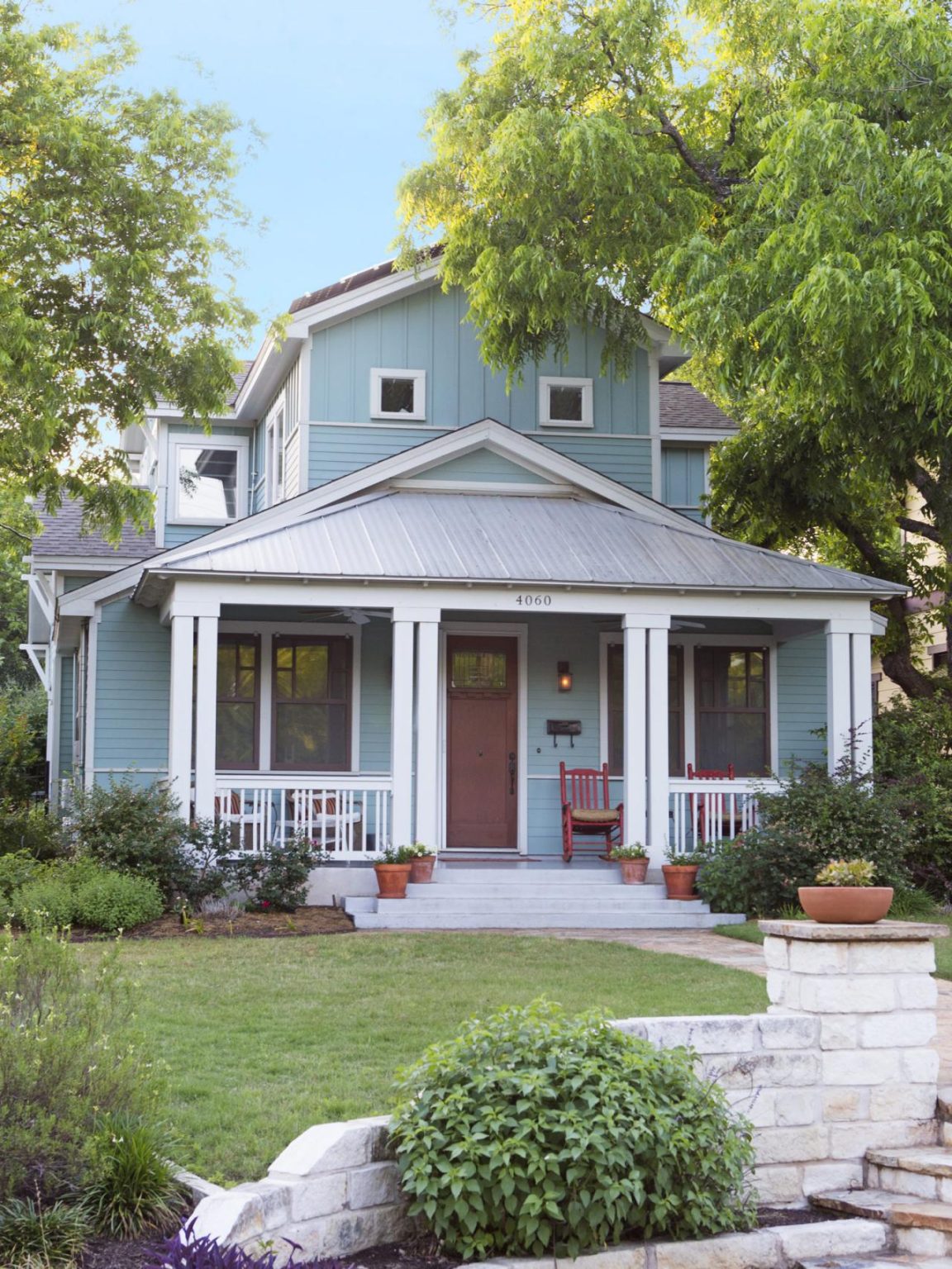 25 Stunning Blue House Exterior Ideas: From Modern Designs to Timeless ...