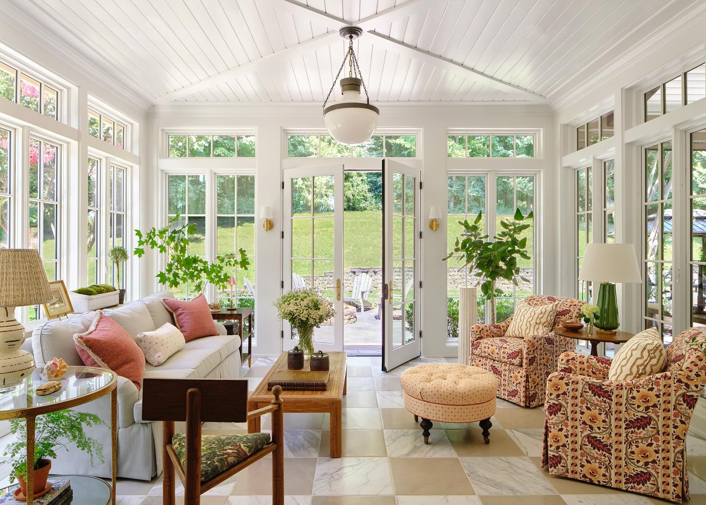 35 Sunroom Decorating Ideas: Cozy, Modern, and Bohemian Styles for the ...
