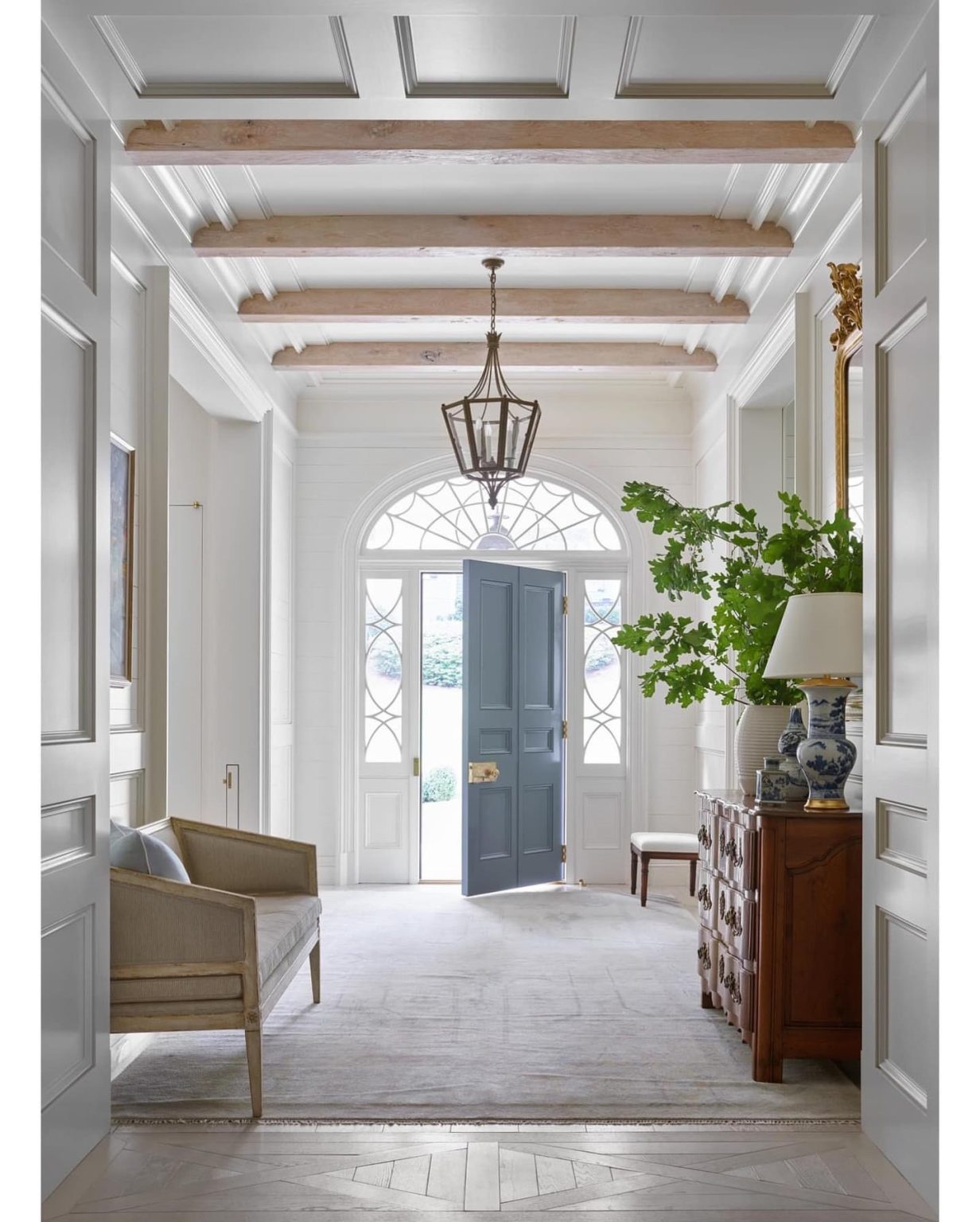 30 Foyer Ideas Entryway: Stunning Designs for Modern, Rustic, and ...