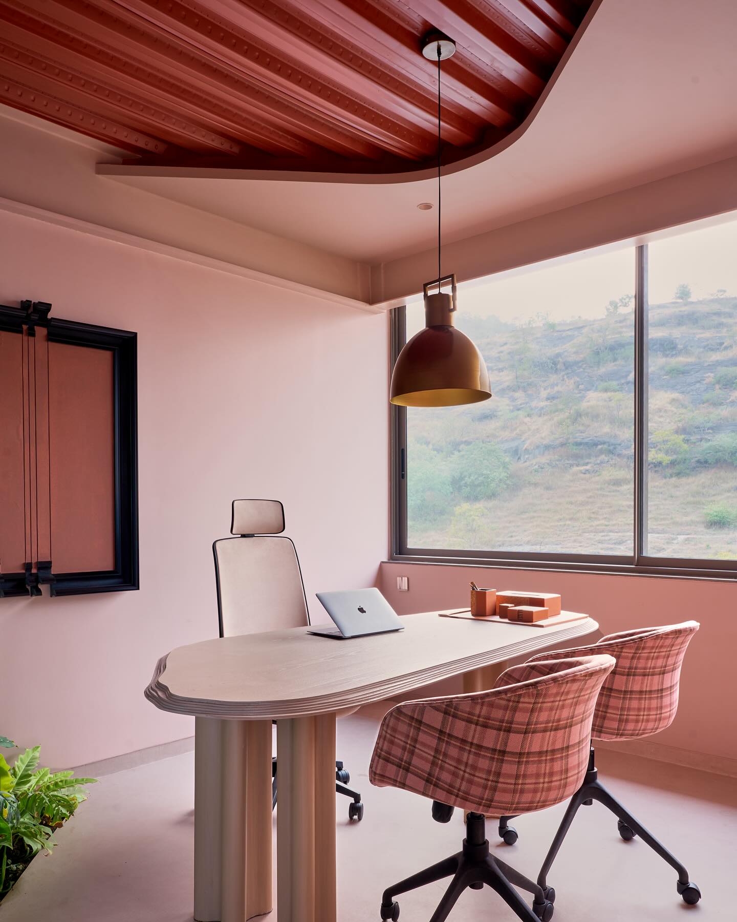 35 Office Decor Ideas: Creative Solutions for a Stylish and Productive ...