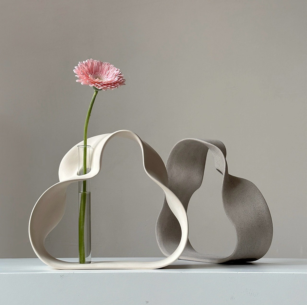 30 Vase Decorating Ideas to Elevate Your Home Décor - placeideal.com