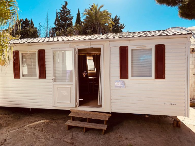 35 Stunning Mobile Home Exteriors to Boost Your Curb Appeal and Style ...