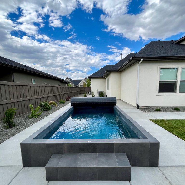 25 Backyard Pool Designs: Modern, Budget-Friendly Ideas for Small Yards ...