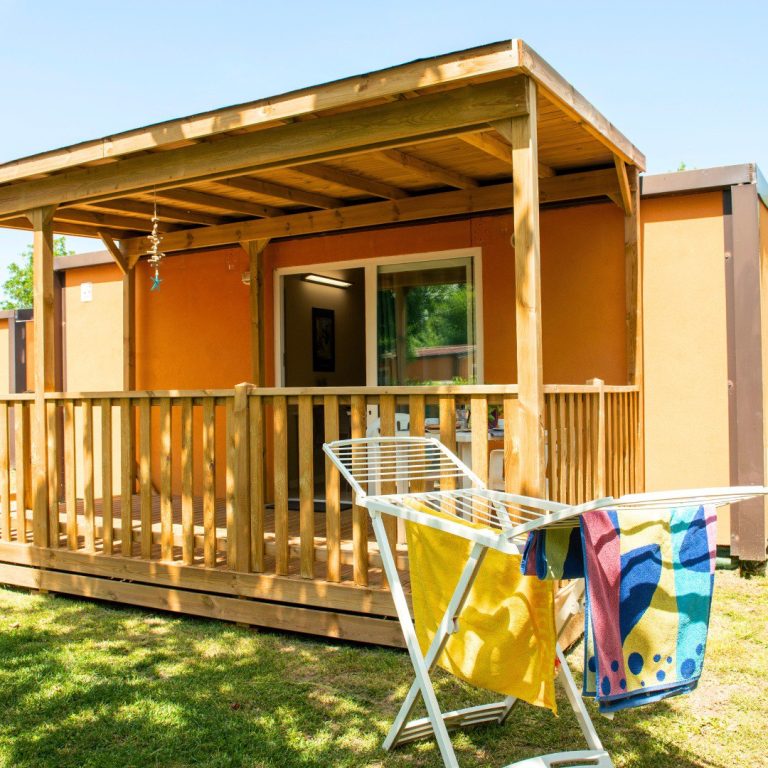 35 Stunning Mobile Home Exteriors to Boost Your Curb Appeal and Style ...