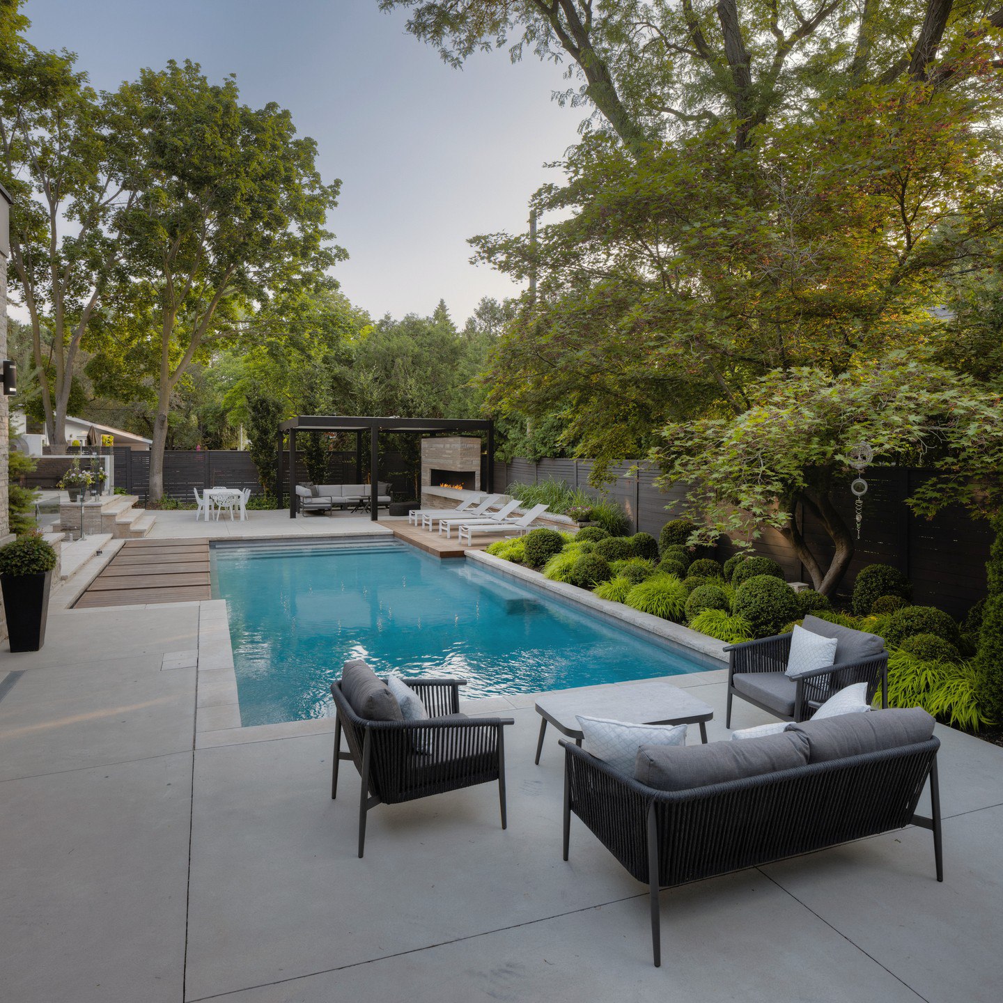 25 Backyard Pool Designs: Modern, Budget-Friendly Ideas for Small Yards ...