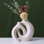 30 Vase Decorating Ideas to Elevate Your Home Décor - placeideal.com