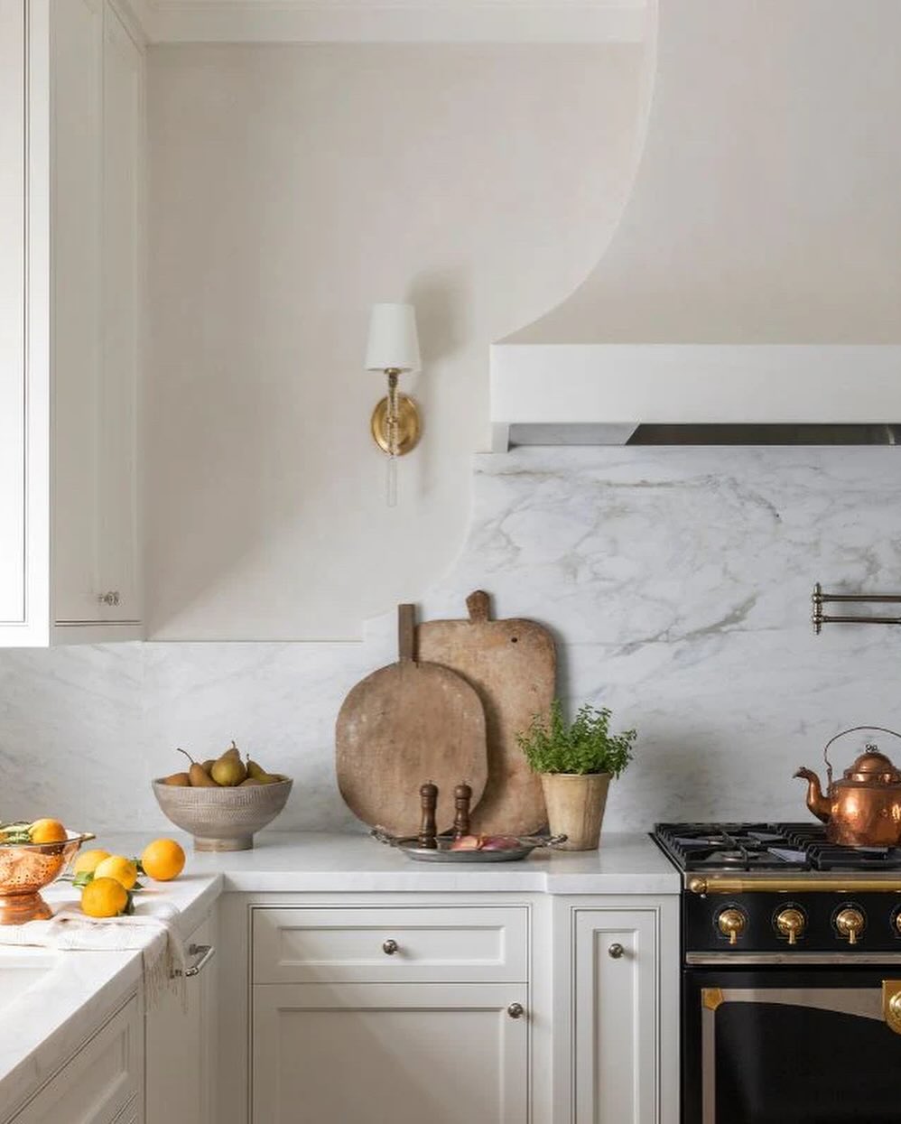 35 Kitchen Counter Decor Ideas: Simple, Modern, and Minimalist Designs ...