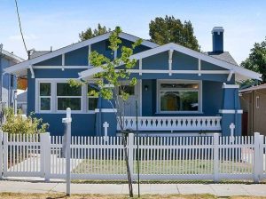 25 Stunning Blue House Exterior Ideas: From Modern Designs to Timeless ...