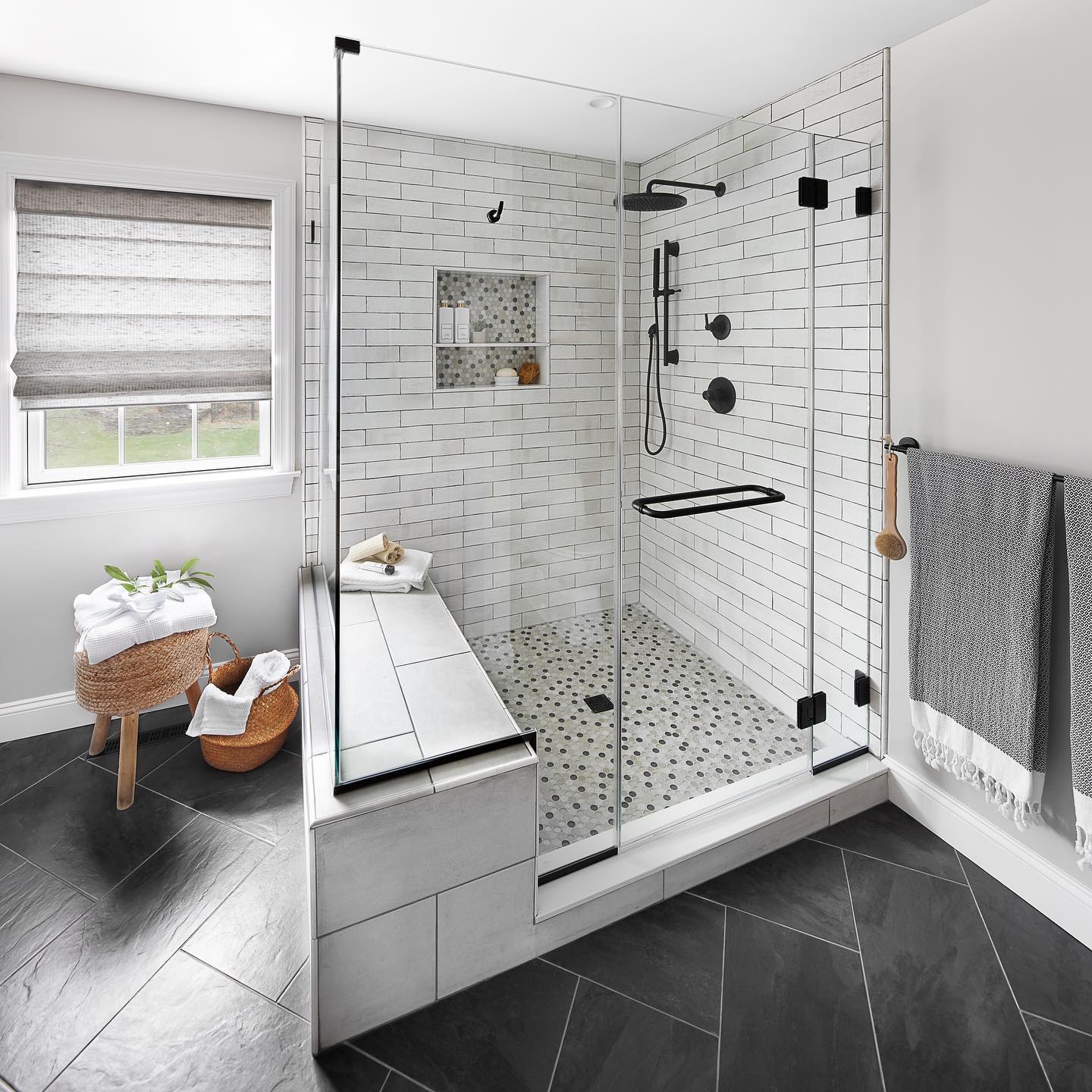 32 Modern Farmhouse Bathroom Ideas to Transform Your Space with Style ...