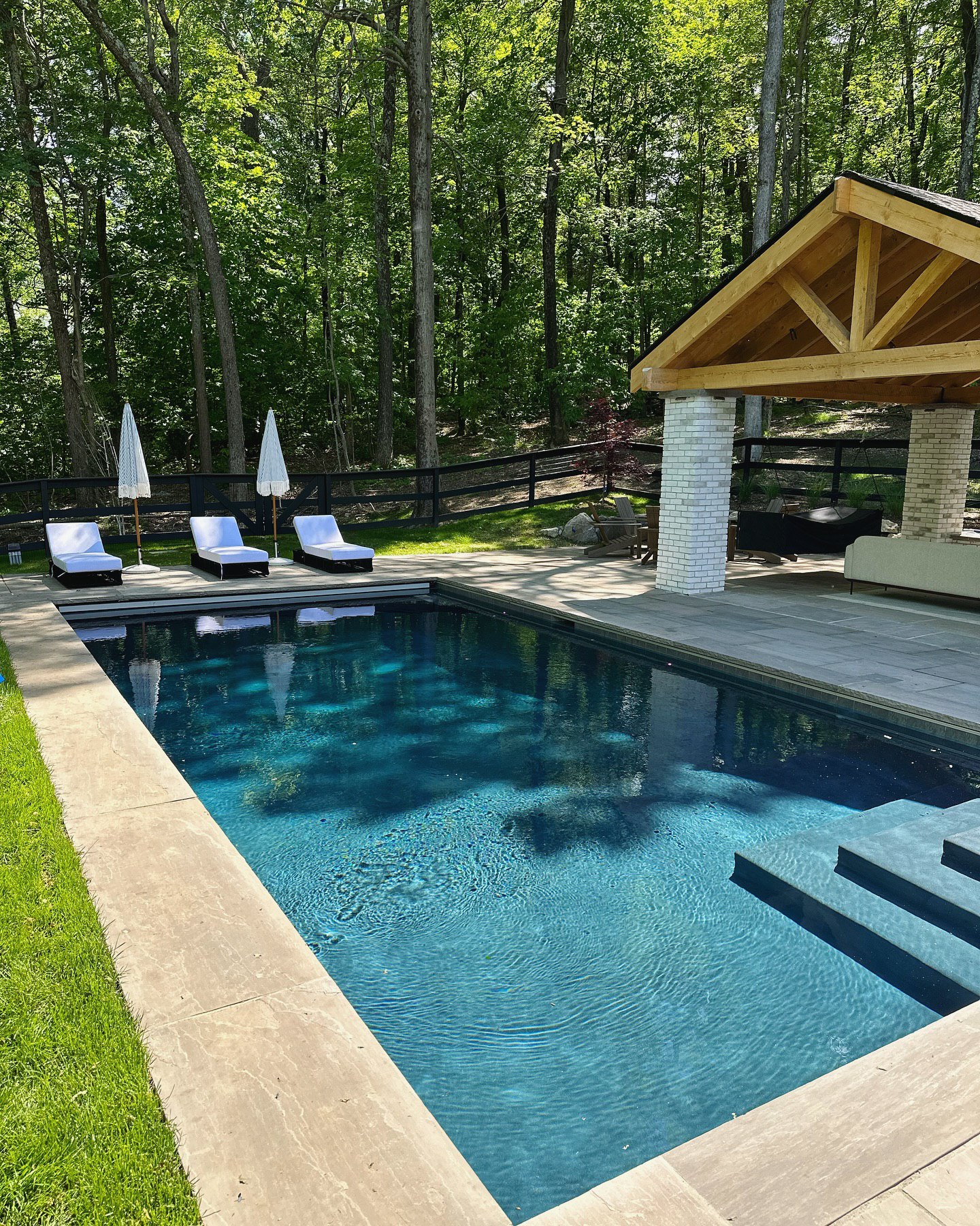25 Backyard Pool Designs: Modern, Budget-Friendly Ideas for Small Yards ...