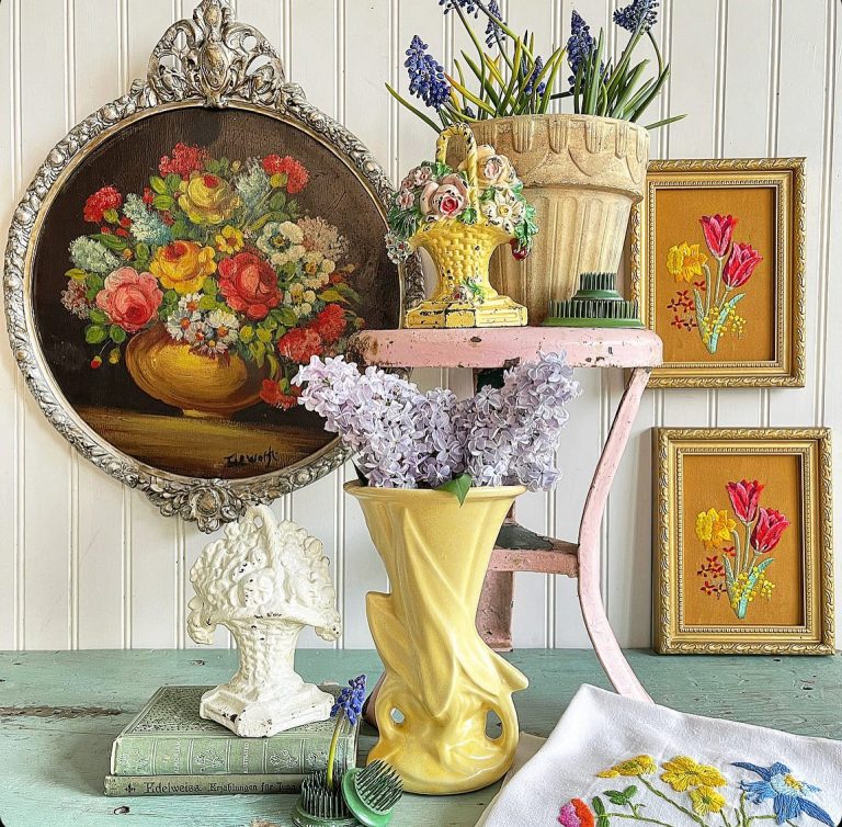 35 Vintage Spring Decor Ideas to Bring Timeless Charm and Freshness to ...