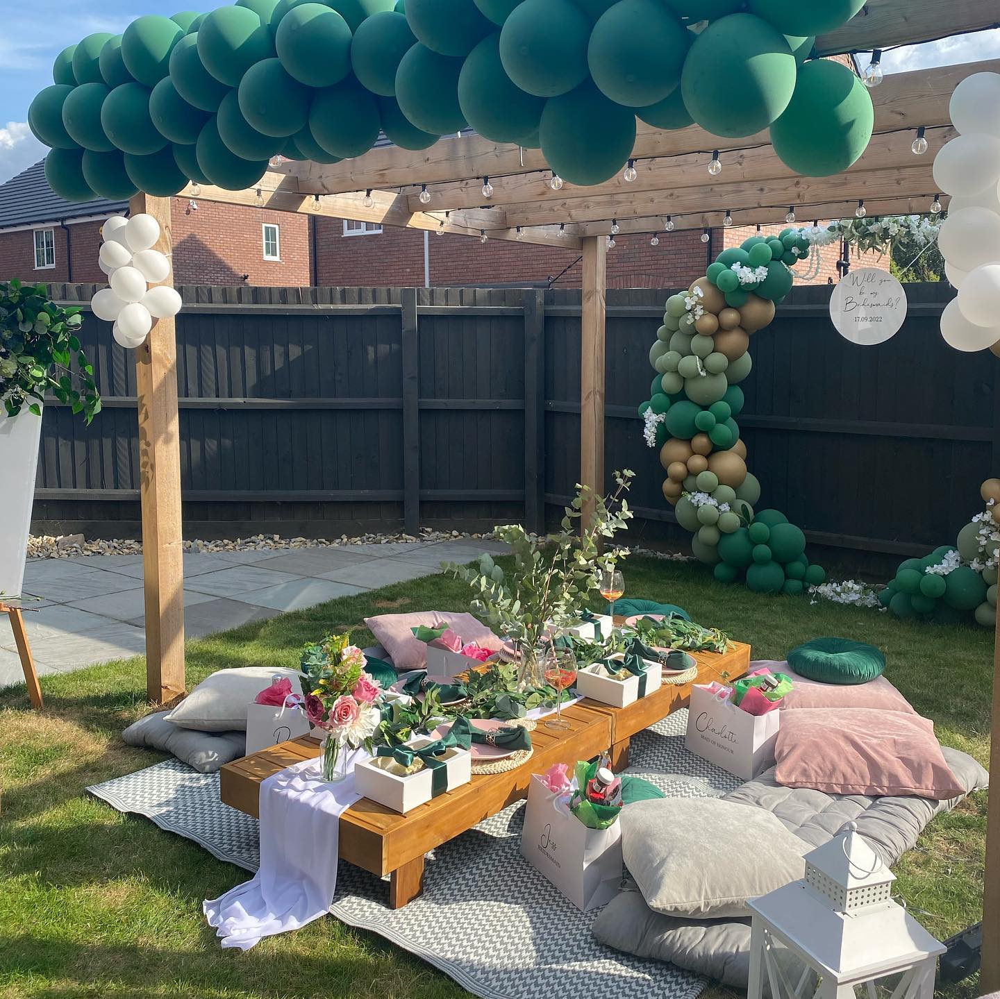 25 Garden Party Decorations: Creative Ideas for Magical Outdoor ...