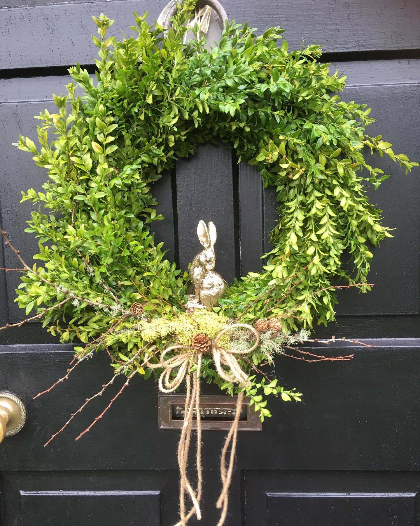 24 Easter Door Decorations to Brighten Your Home and Welcome Spring ...