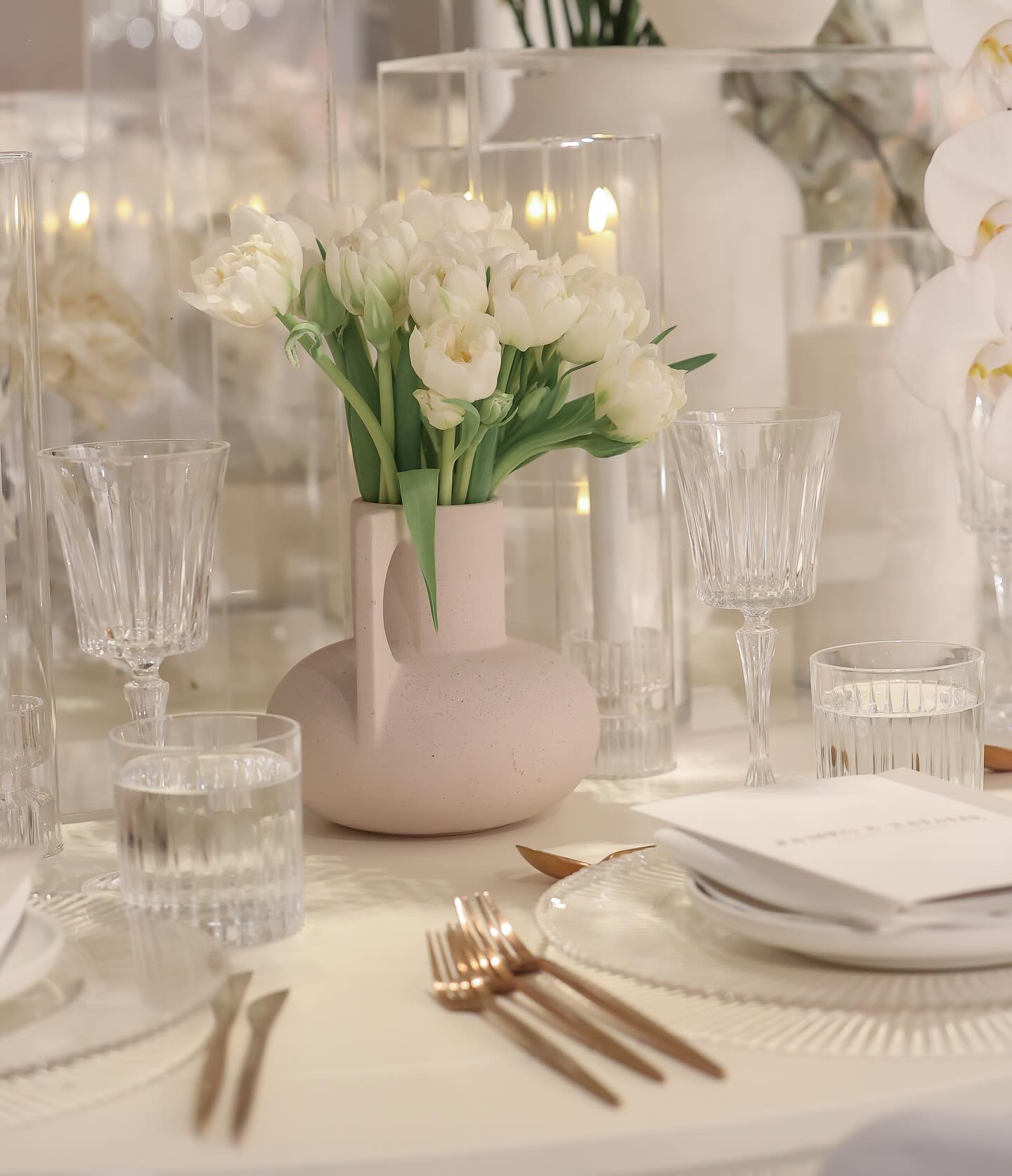 27 Spring Table Centerpieces: Stunning Ideas to Refresh Your Dining ...