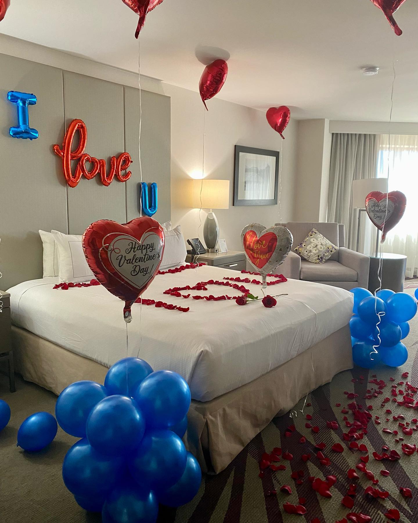 21 Stunning Valentine's Room Decor Ideas 2025 to Surprise Your Loved ...