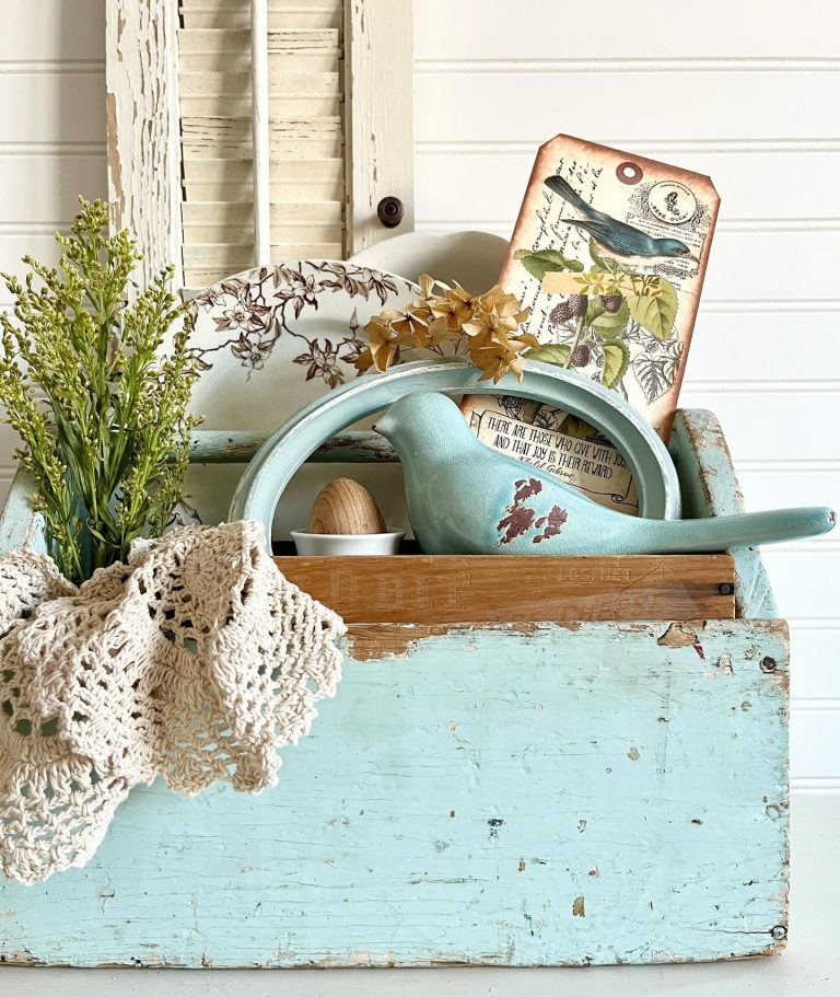 35 Vintage Spring Decor Ideas to Bring Timeless Charm and Freshness to ...