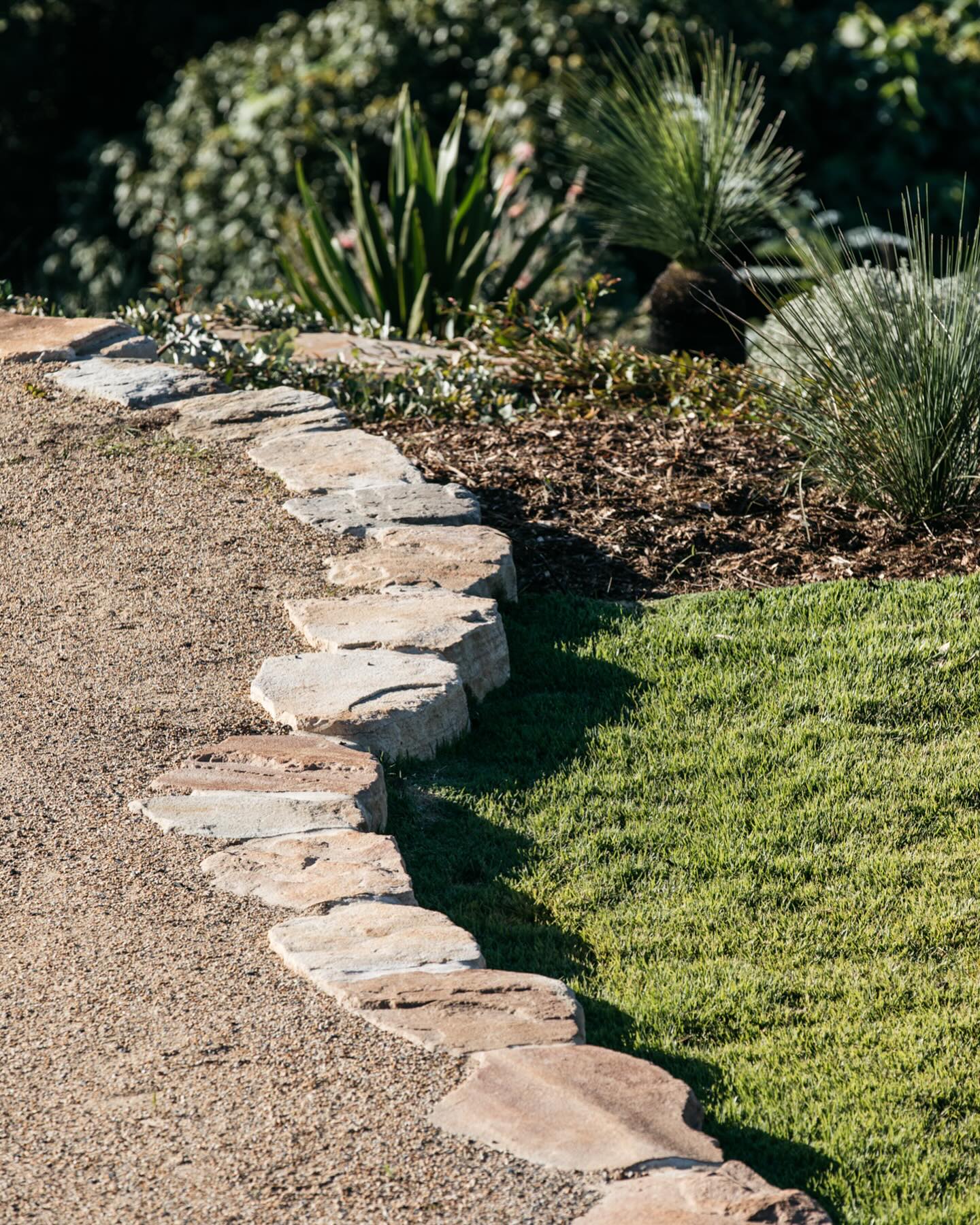 25 Landscaping with Large Rocks Ideas: Transform Your Yard with ...