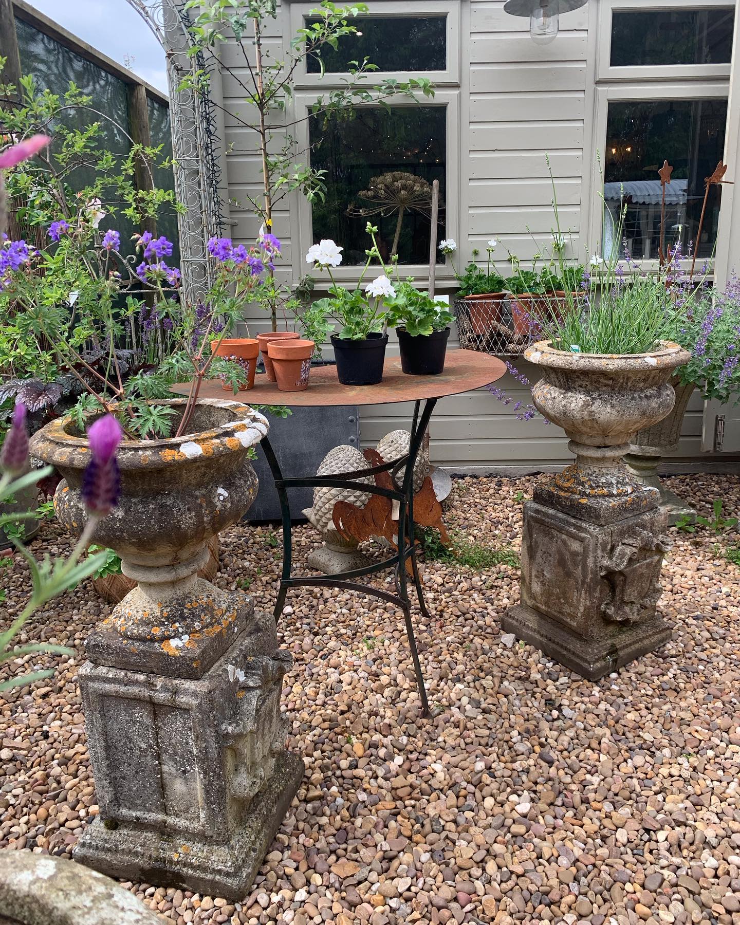 30 Rustic Garden Decor Ideas to Transform Your Outdoor Space into a ...