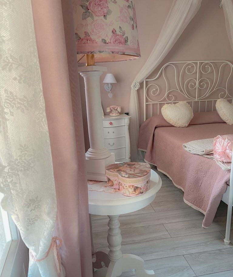 26 Romantic Bedroom Ideas to Transform Your Space into a Cozy Love ...