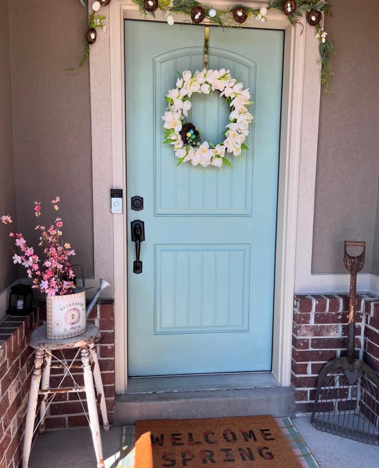 25 Fresh Spring Door Decoration Ideas to Welcome the Season in Style ...