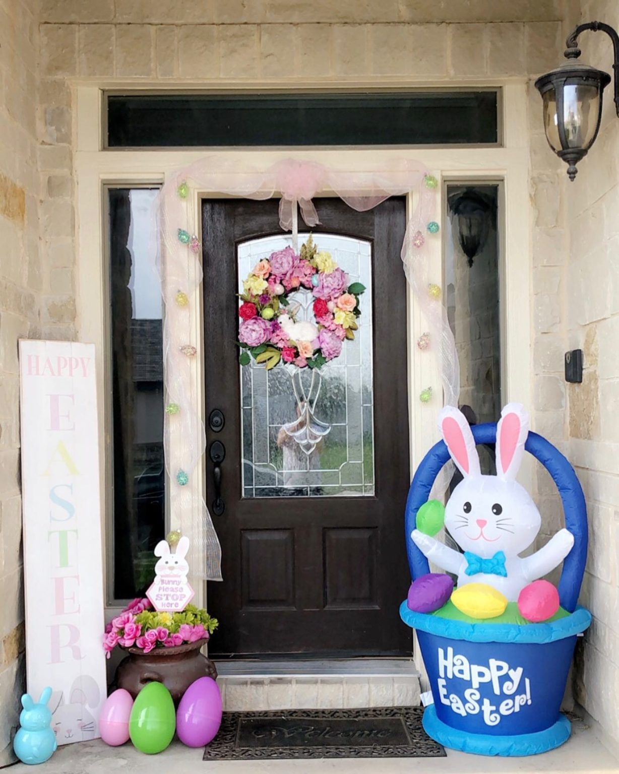 24 Easter Door Decorations to Brighten Your Home and Welcome Spring ...