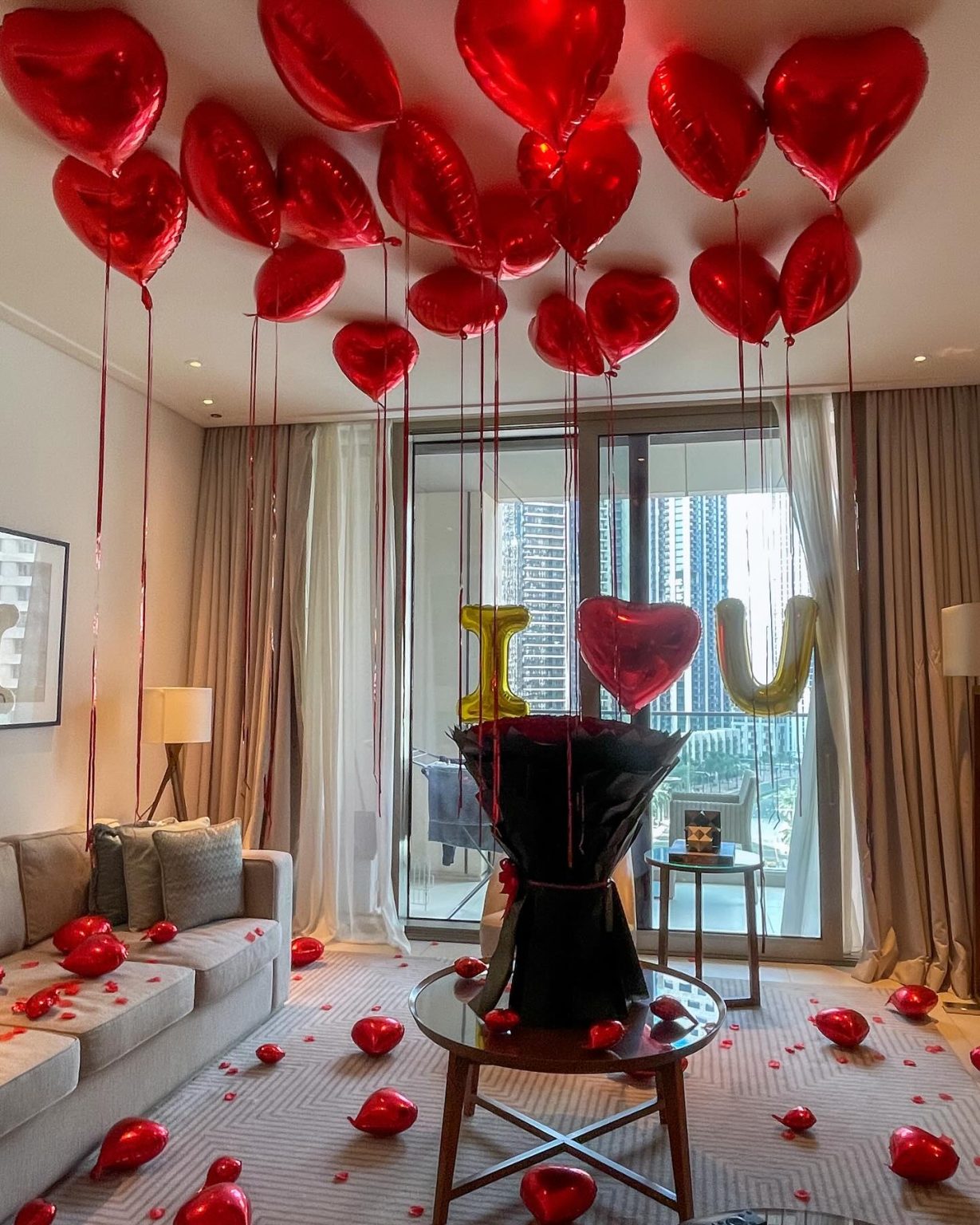 21 Stunning Valentine's Room Decor Ideas 2025 to Surprise Your Loved ...