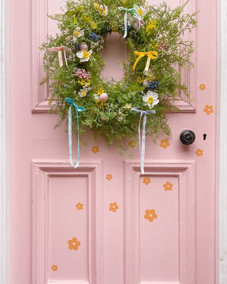 24 Easter Door Decorations to Brighten Your Home and Welcome Spring ...
