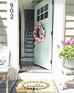 25 Fresh Spring Door Decoration Ideas to Welcome the Season in Style ...