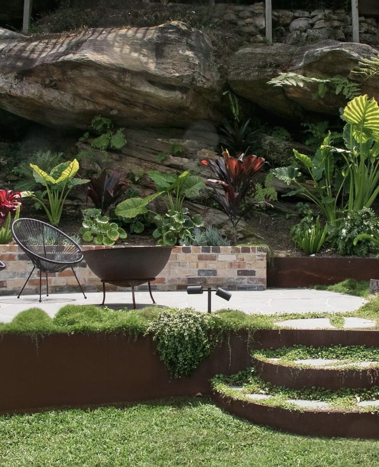 25 Landscaping with Large Rocks Ideas: Transform Your Yard with ...