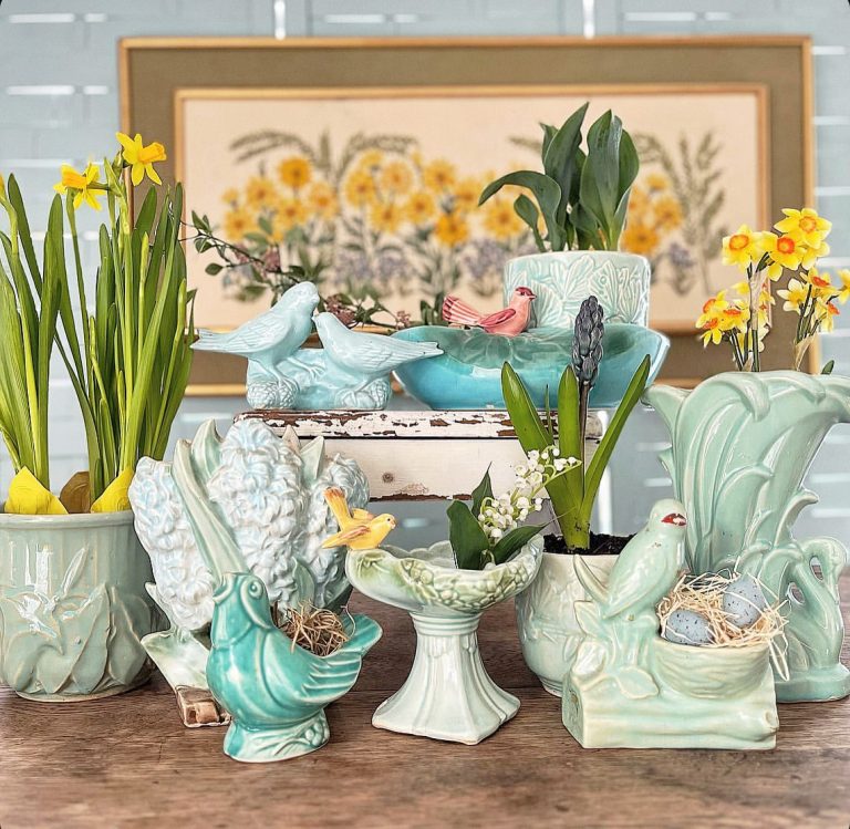 35 Vintage Spring Decor Ideas to Bring Timeless Charm and Freshness to ...