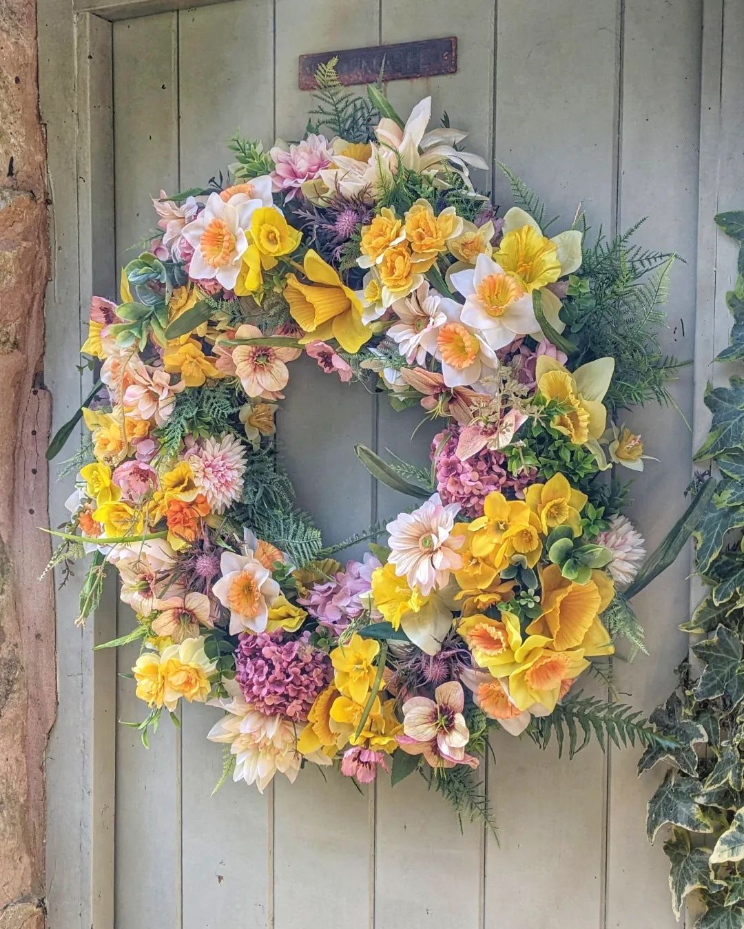 30 Spring Wreath Ideas to Brighten Your Front Door and Welcome the ...